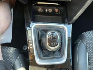 White Kia Ceed 2018 in Taurage, with an engine capacity of 1.00 L and mileage of 141 thousand km for 5000 €, photo 16 on AUTOMOTO.COM.LV