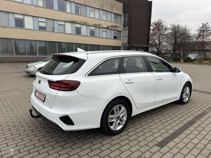 Balts Kia Ceed 2019 Kauņa, ar dzinēja tilpumu 1.60 L un nobraukumu 209 tūkst. km par 9200 €, foto 7 vietnē AUTOMOTO.COM.LV