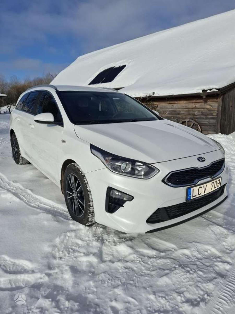 Balts Kia Ceed 2019 Kauņa, ar dzinēja tilpumu 1.60 L un nobraukumu 219 tūkst. km par 8100 €, foto 5 vietnē AUTOMOTO.COM.LV
