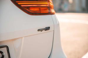 White Kia Ceed 2019 in Klaipeda, with an engine capacity of 1.40 L and mileage of 124 thousand km for 14700 €, photo 13 on AUTOMOTO.COM.LV