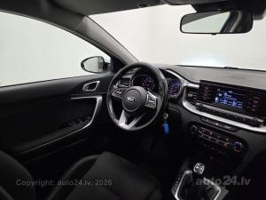 Balts Kia Ceed 2019 Tallina, ar dzinēja tilpumu 1.00 L un nobraukumu 137 tūkst. km par 9900 €, foto 13 vietnē AUTOMOTO.COM.LV