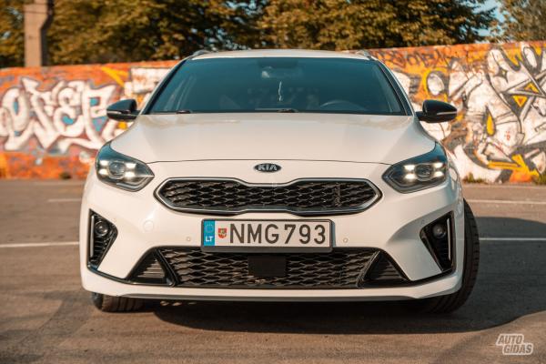 Белый Киа Сид 2019 в Клайпеда, объемом двигателя 1.40 л и пробегом 125 тыс. км за 14400 €, фото 8 на AUTOMOTO.COM.LV
