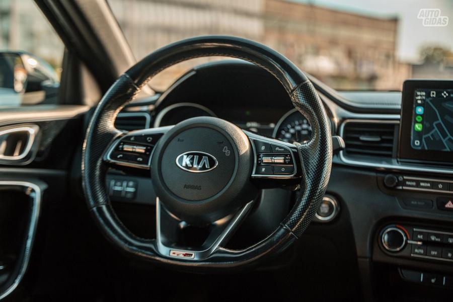 Белый Киа Сид 2019 в Клайпеда, объемом двигателя 1.40 л и пробегом 125 тыс. км за 14400 €, фото 17 на AUTOMOTO.COM.LV