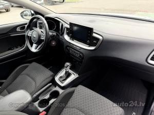 Balts Kia Ceed 2020 Tallina, ar dzinēja tilpumu 1.60 L un nobraukumu 130 tūkst. km par 12900 €, foto 5 vietnē AUTOMOTO.COM.LV