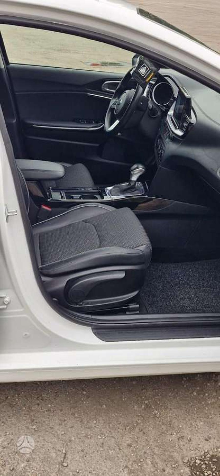 Balts Kia Ceed 2020 Šauļi, ar dzinēja tilpumu 1.60 L un nobraukumu 211 tūkst. km par 8200 €, foto 12 vietnē AUTOMOTO.COM.LV