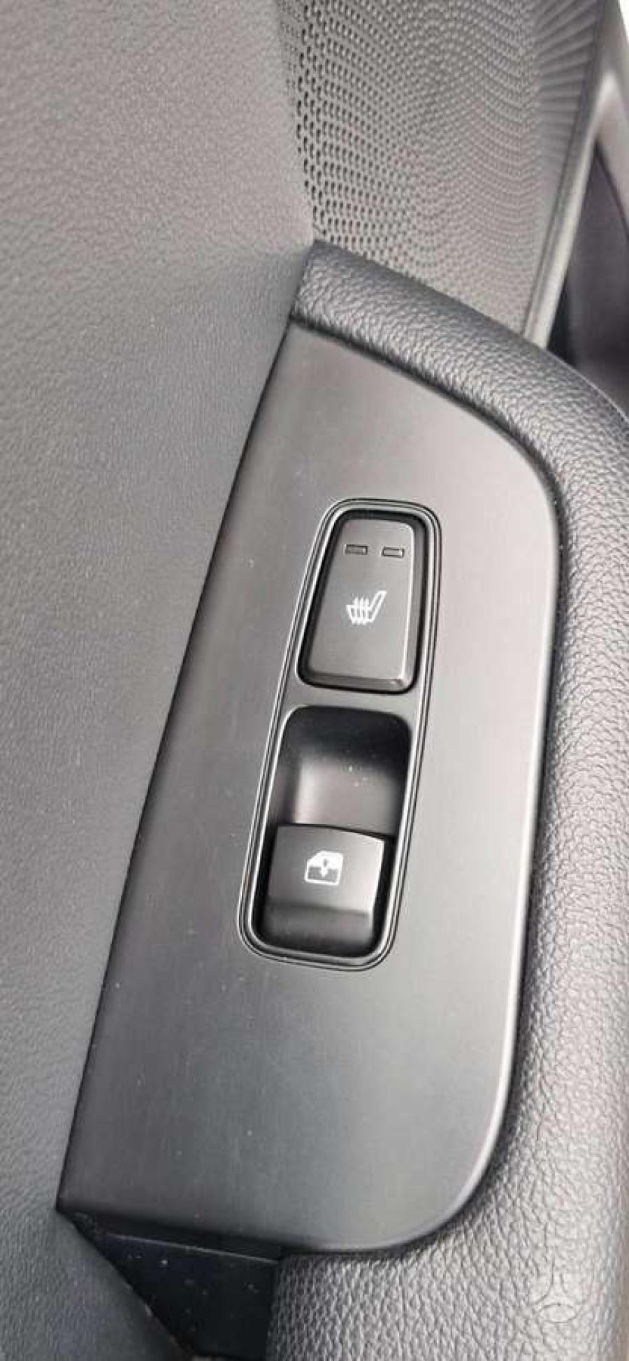 Balts Kia Ceed 2020 Šauļi, ar dzinēja tilpumu 1.60 L un nobraukumu 211 tūkst. km par 8200 €, foto 19 vietnē AUTOMOTO.COM.LV