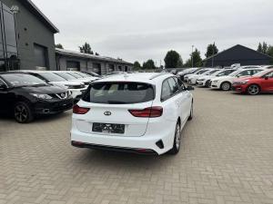 White Kia Ceed 2020 in Taurage, with an engine capacity of 1.60 L and mileage of 250 thousand km for 7900 €, photo 6 on AUTOMOTO.COM.LV