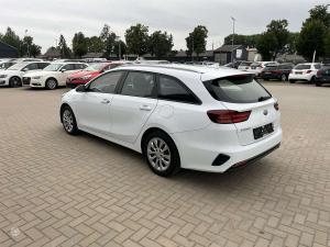 White Kia Ceed 2020 in Taurage, with an engine capacity of 1.60 L and mileage of 250 thousand km for 7900 €, photo 11 on AUTOMOTO.COM.LV