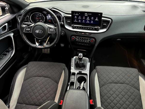 White Kia Ceed 2021 in Kaunas, with an engine capacity of 1.00 L and mileage of 207 thousand km for 10800 €, photo 11 on AUTOMOTO.COM.LV