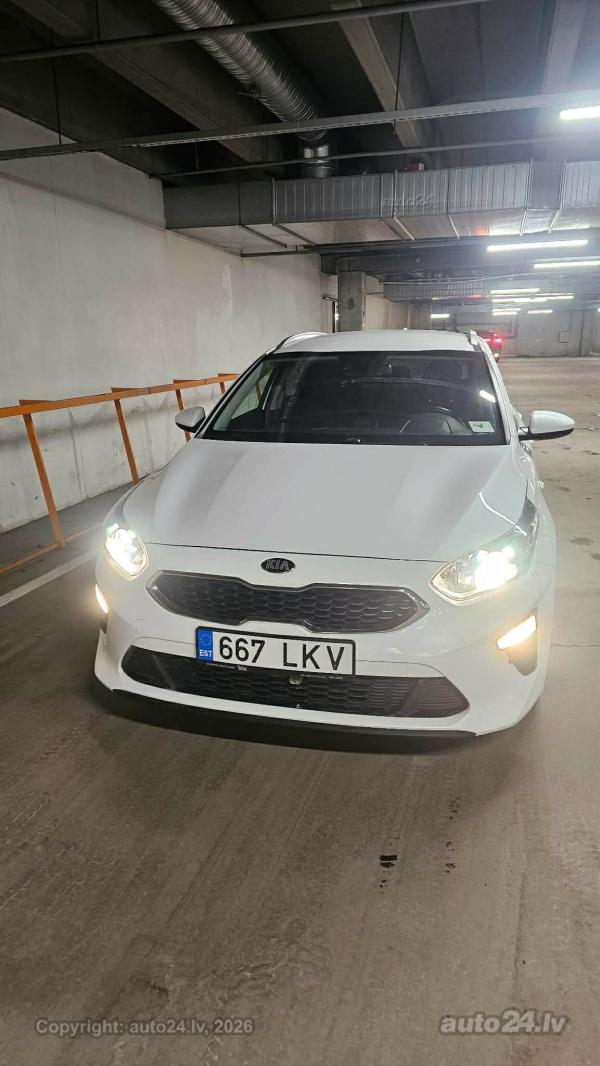 Balts Kia Ceed 2021 Tallina, ar dzinēja tilpumu 1.50 L un nobraukumu 131 tūkst. km par 12500 €, foto 3 vietnē AUTOMOTO.COM.LV