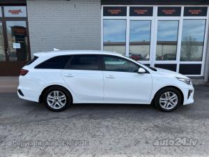 White Kia Ceed 2021 in Rapla, with an engine capacity of 1.50 L and mileage of 71 thousand km for 13990 €, photo 5 on AUTOMOTO.COM.LV