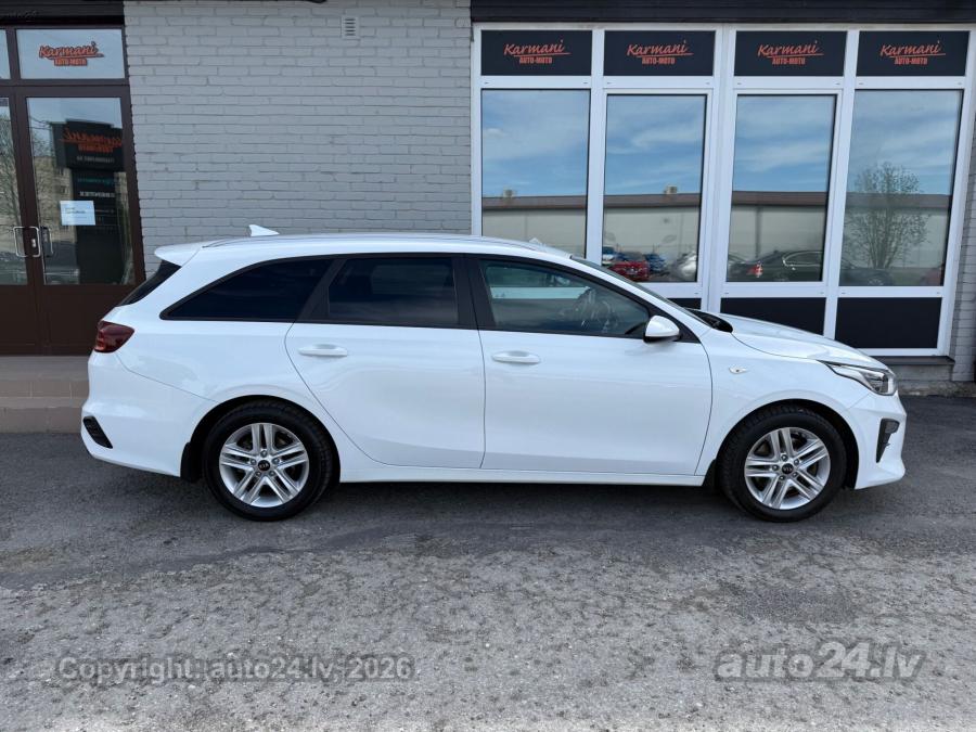 White Kia Ceed 2021 in Rapla, with an engine capacity of 1.50 L and mileage of 71 thousand km for 13990 €, photo 5 on AUTOMOTO.COM.LV