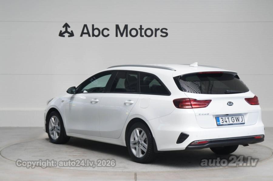 Balts Kia Ceed 2021 Tallina, ar dzinēja tilpumu 1.50 L un nobraukumu 93 tūkst. km par 13490 €, foto 6 vietnē AUTOMOTO.COM.LV