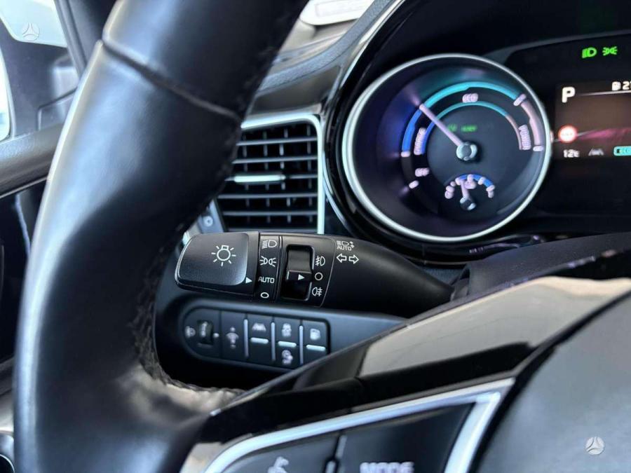 Balts Kia Ceed 2021 Viļņa, ar dzinēja tilpumu 1.58 L un nobraukumu 187 tūkst. km par 13900 €, foto 9 vietnē AUTOMOTO.COM.LV