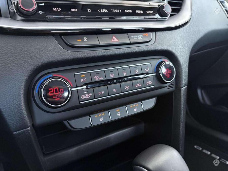 Balts Kia Ceed 2021 Viļņa, ar dzinēja tilpumu 1.58 L un nobraukumu 187 tūkst. km par 13900 €, foto 13 vietnē AUTOMOTO.COM.LV
