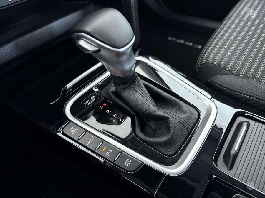 Balts Kia Ceed 2021 Viļņa, ar dzinēja tilpumu 1.58 L un nobraukumu 187 tūkst. km par 13900 €, foto 14 vietnē AUTOMOTO.COM.LV