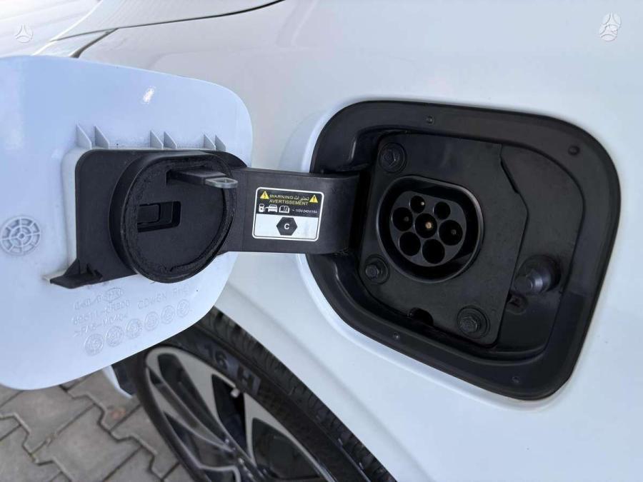 Balts Kia Ceed 2021 Viļņa, ar dzinēja tilpumu 1.58 L un nobraukumu 187 tūkst. km par 13900 €, foto 25 vietnē AUTOMOTO.COM.LV