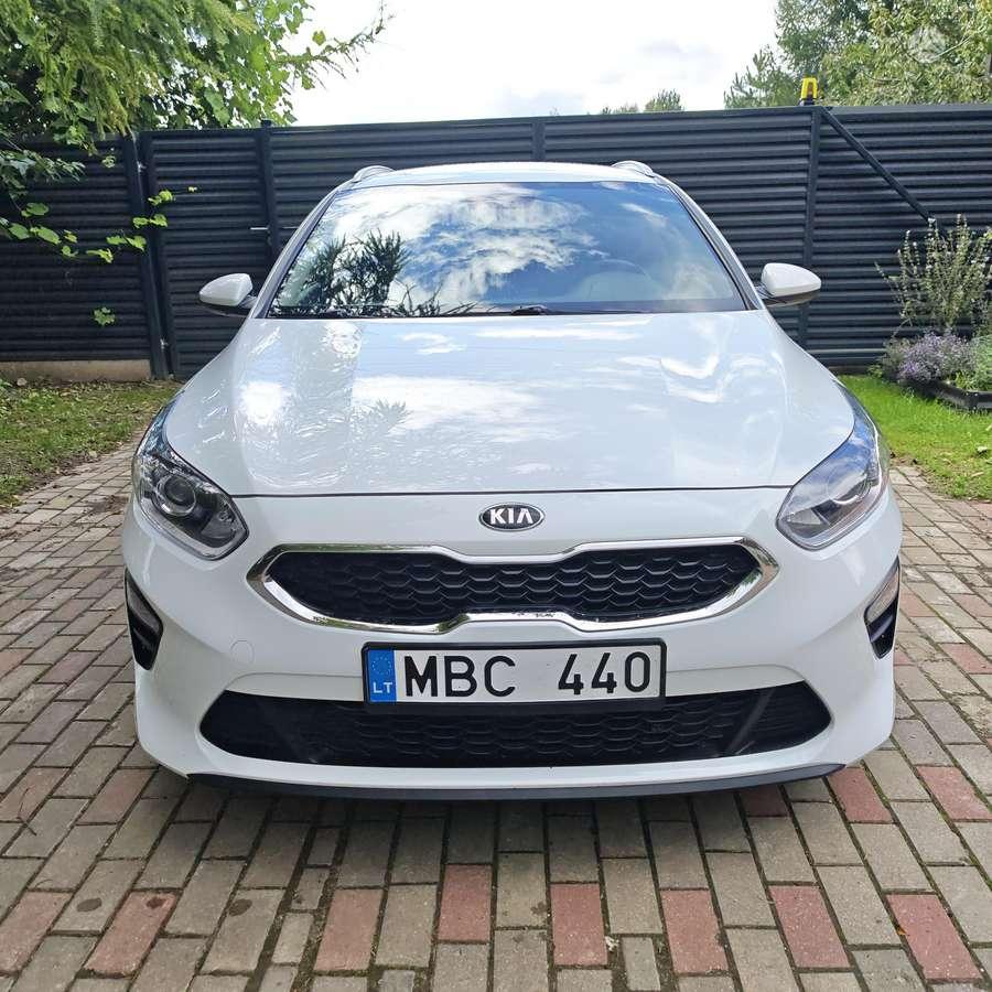White Kia Ceed 2021 in Vilnius, with an engine capacity of 1.48 L and mileage of 67 thousand km for 14444 €, photo 7 on AUTOMOTO.COM.LV