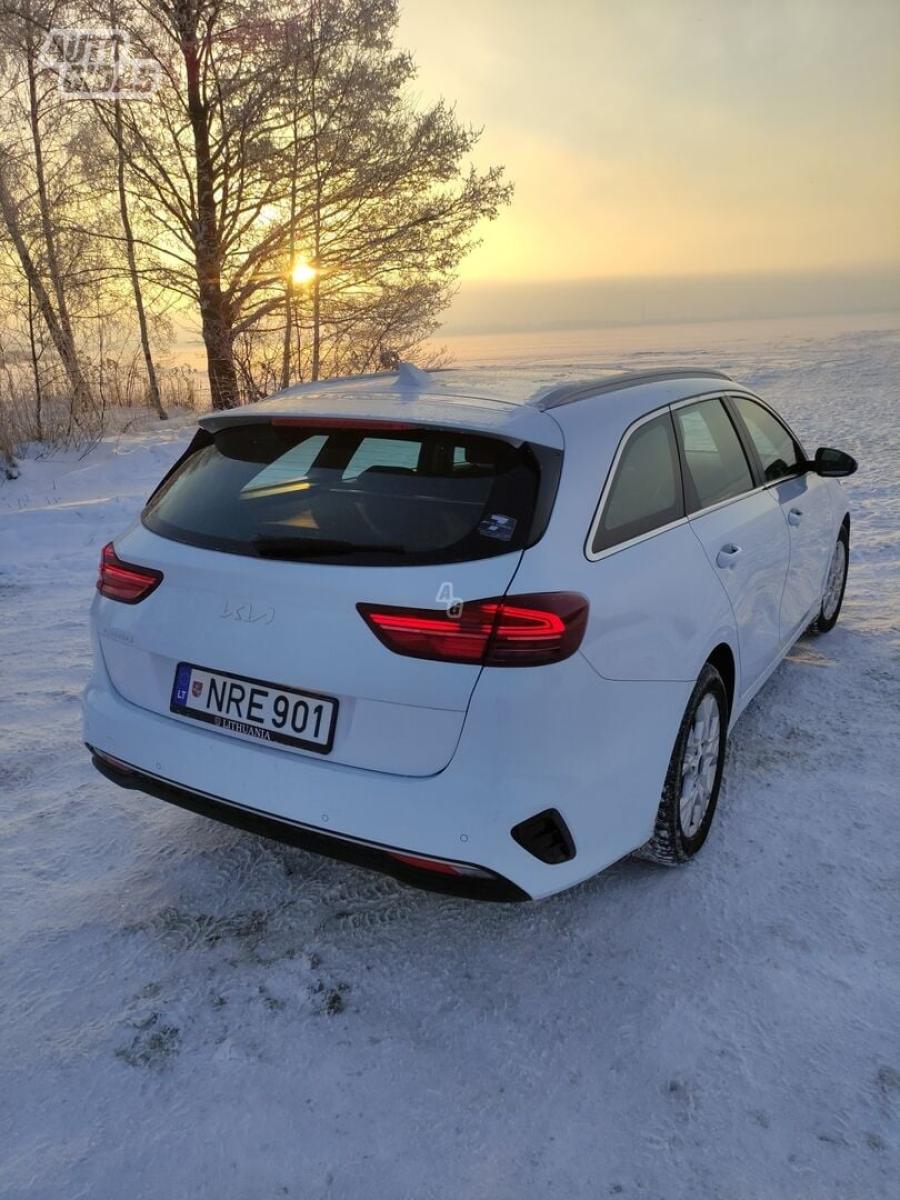Balts Kia Ceed 2022 Šauļi, ar dzinēja tilpumu 1.60 L un nobraukumu 113 tūkst. km par 12400 €, foto 6 vietnē AUTOMOTO.COM.LV