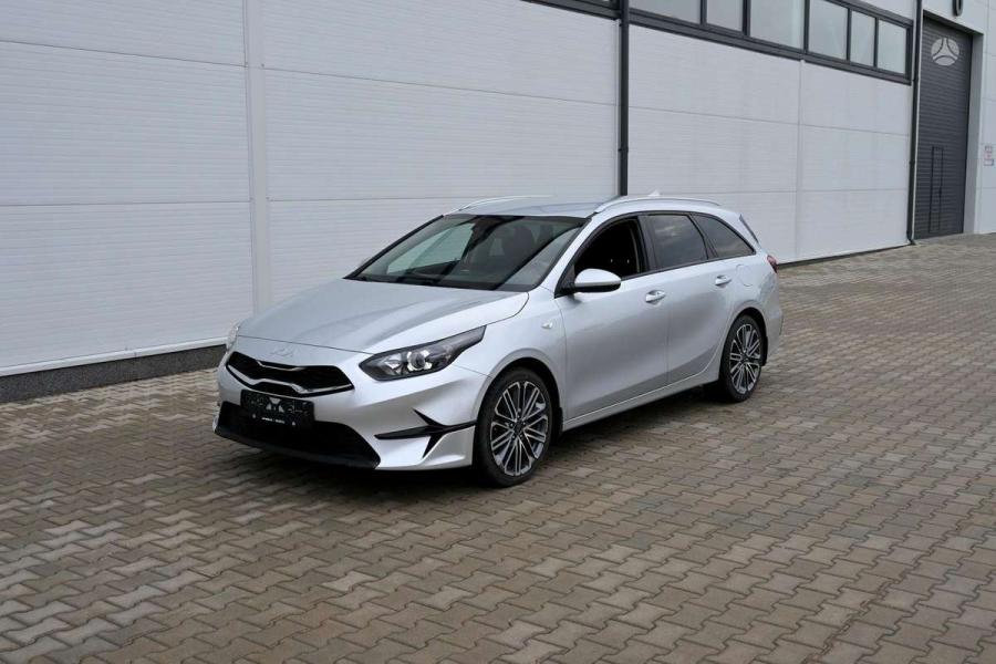 Balts Kia Ceed 2022 Kretinga, ar dzinēja tilpumu 1.00 L un nobraukumu 65 tūkst. km par 13399 €, foto 14 vietnē AUTOMOTO.COM.LV