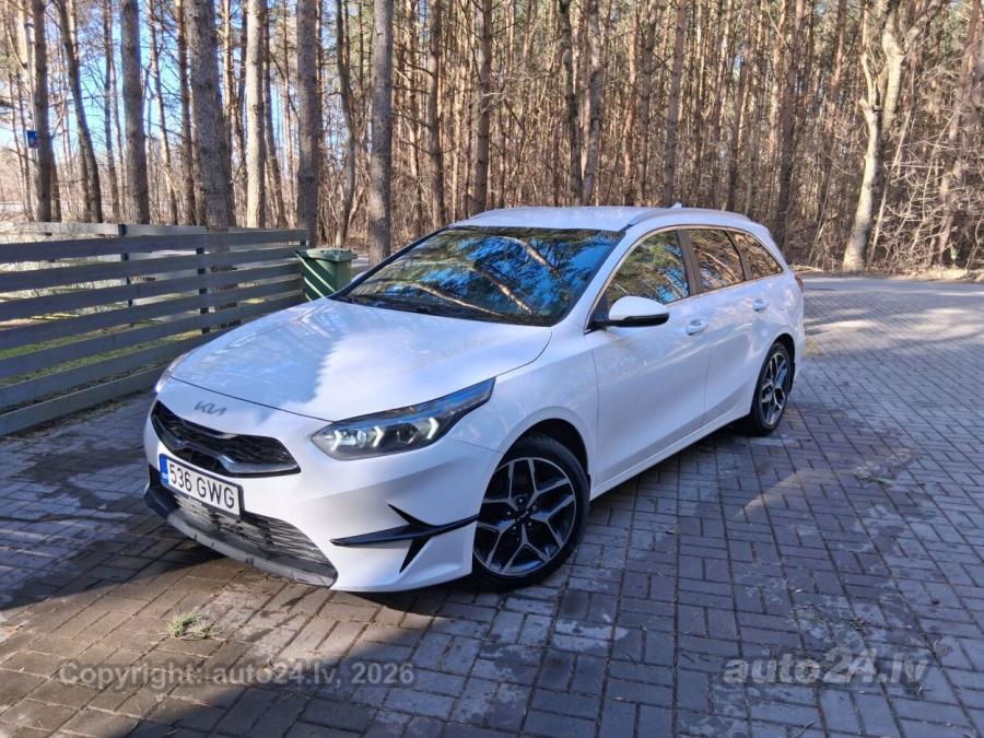 White Kia Ceed 2022 in Tallinn, with an engine capacity of 1.60 L and mileage of 153 thousand km for 14800 €, photo 1 on AUTOMOTO.COM.LV