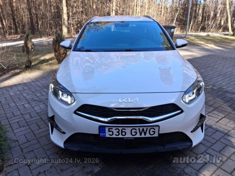 White Kia Ceed 2022 in Tallinn, with an engine capacity of 1.60 L and mileage of 153 thousand km for 14800 €, photo 2 on AUTOMOTO.COM.LV