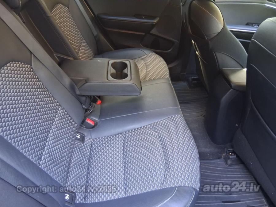 Balts Kia Ceed 2022 Tallina, ar dzinēja tilpumu 1.60 L un nobraukumu 153 tūkst. km par 14800 €, foto 14 vietnē AUTOMOTO.COM.LV