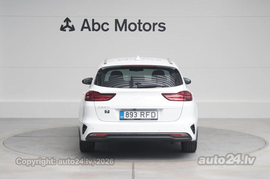 Balts Kia Ceed 2022 Tallina, ar dzinēja tilpumu 1.50 L un nobraukumu 75 tūkst. km par 18990 €, foto 18 vietnē AUTOMOTO.COM.LV
