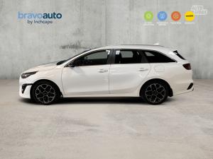 White Kia Ceed 2022 in Vilnius, with an engine capacity of 1.50 L and mileage of 88 thousand km for 19990 €, photo 3 on AUTOMOTO.COM.LV