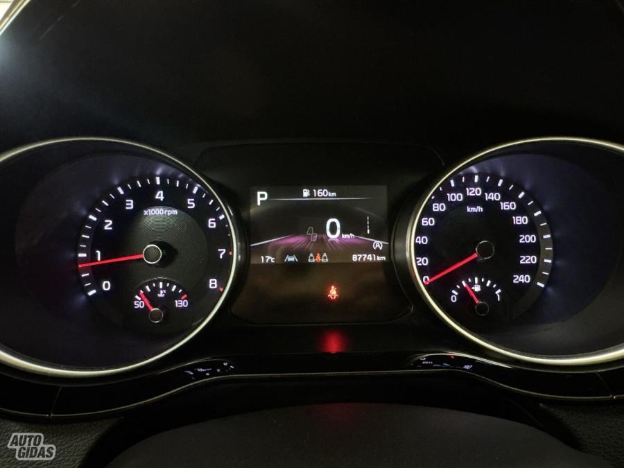 White Kia Ceed 2022 in Vilnius, with an engine capacity of 1.50 L and mileage of 88 thousand km for 19990 €, photo 14 on AUTOMOTO.COM.LV