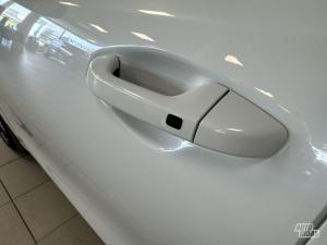 White Kia Ceed 2022 in Vilnius, with an engine capacity of 1.50 L and mileage of 88 thousand km for 19990 €, photo 17 on AUTOMOTO.COM.LV