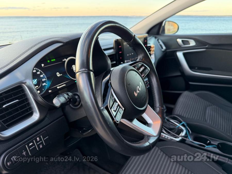 Balts Kia Ceed 2022 Tallina, ar dzinēja tilpumu 0.00 L un nobraukumu 186 tūkst. km par 13150 €, foto 4 vietnē AUTOMOTO.COM.LV