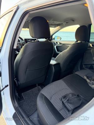 Balts Kia Ceed 2022 Tallina, ar dzinēja tilpumu 0.00 L un nobraukumu 186 tūkst. km par 13150 €, foto 8 vietnē AUTOMOTO.COM.LV
