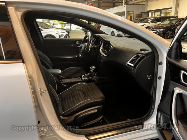 Balts Kia Ceed 2022 Tallina, ar dzinēja tilpumu 1.50 L un nobraukumu 86 tūkst. km par 19600 €, foto 5 vietnē AUTOMOTO.COM.LV
