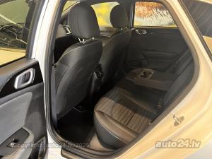 Balts Kia Ceed 2022 Tallina, ar dzinēja tilpumu 1.50 L un nobraukumu 86 tūkst. km par 19600 €, foto 7 vietnē AUTOMOTO.COM.LV