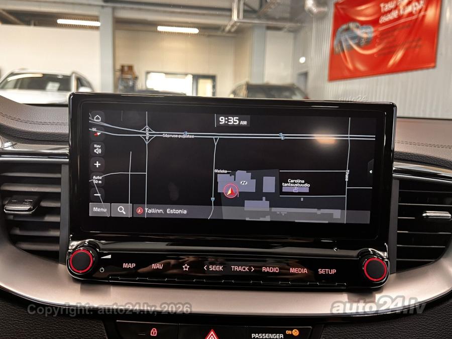 Balts Kia Ceed 2022 Tallina, ar dzinēja tilpumu 1.50 L un nobraukumu 86 tūkst. km par 19600 €, foto 19 vietnē AUTOMOTO.COM.LV