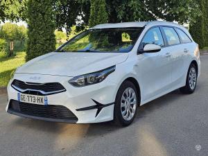 White Kia Ceed 2022 in Taurage, with an engine capacity of 1.60 L and mileage of 250 thousand km for 9000 €, photo 6 on AUTOMOTO.COM.LV