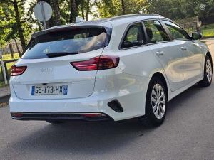 White Kia Ceed 2022 in Taurage, with an engine capacity of 1.60 L and mileage of 250 thousand km for 9000 €, photo 9 on AUTOMOTO.COM.LV