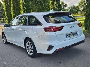 White Kia Ceed 2022 in Taurage, with an engine capacity of 1.60 L and mileage of 250 thousand km for 9000 €, photo 11 on AUTOMOTO.COM.LV