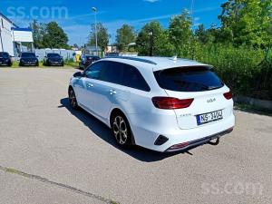 Balts Kia Ceed 2023 Rīga, ar dzinēja tilpumu 1.50 L un nobraukumu 35 tūkst. km par 16950 €, foto 4 vietnē AUTOMOTO.COM.LV