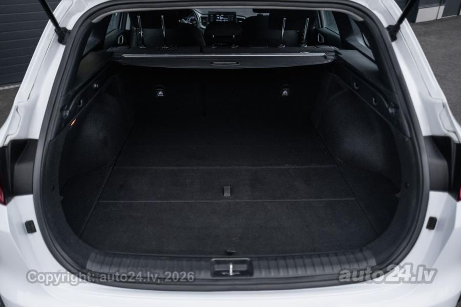 Balts Kia Ceed 2023 Tallina, ar dzinēja tilpumu 1.00 L un nobraukumu 161 tūkst. km par 10999 €, foto 10 vietnē AUTOMOTO.COM.LV