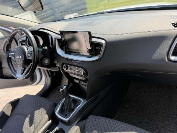 Balts Kia Ceed 2023 Viļņa, ar dzinēja tilpumu 1.00 L un nobraukumu 71 tūkst. km par 14500 €, foto 1 vietnē AUTOMOTO.COM.LV