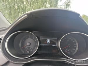 White Kia Ceed 2023 in Riga, with an engine capacity of 1.50 L and mileage of 90 thousand km for 14200 €, photo 8 on AUTOMOTO.COM.LV