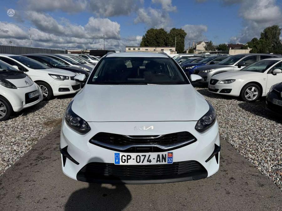 Balts Kia Ceed 2023 Tauragė, ar dzinēja tilpumu 1.60 L un nobraukumu 206 tūkst. km par 8900 €, foto 3 vietnē AUTOMOTO.COM.LV