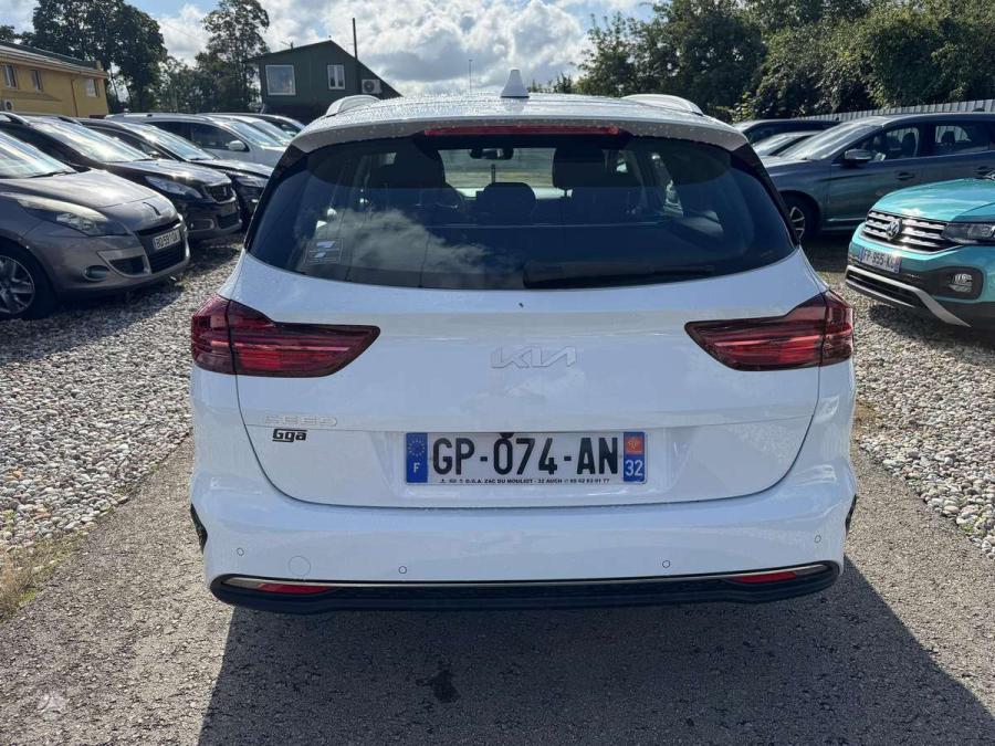 Balts Kia Ceed 2023 Tauragė, ar dzinēja tilpumu 1.60 L un nobraukumu 206 tūkst. km par 8900 €, foto 6 vietnē AUTOMOTO.COM.LV