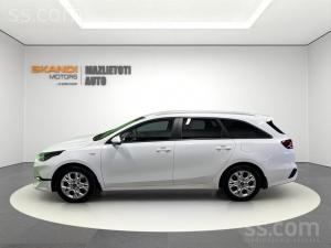 Balts Kia Ceed 2023 Rīga, ar dzinēja tilpumu 1.50 L un nobraukumu 62 tūkst. km par 15990 €, foto 4 vietnē AUTOMOTO.COM.LV
