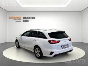 Balts Kia Ceed 2023 Rīga, ar dzinēja tilpumu 1.50 L un nobraukumu 62 tūkst. km par 15990 €, foto 5 vietnē AUTOMOTO.COM.LV