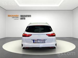 Balts Kia Ceed 2023 Rīga, ar dzinēja tilpumu 1.50 L un nobraukumu 62 tūkst. km par 15990 €, foto 6 vietnē AUTOMOTO.COM.LV