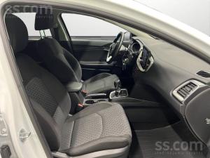 Balts Kia Ceed 2023 Rīga, ar dzinēja tilpumu 1.50 L un nobraukumu 62 tūkst. km par 15990 €, foto 21 vietnē AUTOMOTO.COM.LV