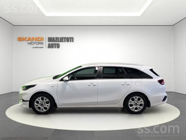Balts Kia Ceed 2023 Rīga, ar dzinēja tilpumu 1.50 L un nobraukumu 92 tūkst. km par 14990 €, foto 4 vietnē AUTOMOTO.COM.LV